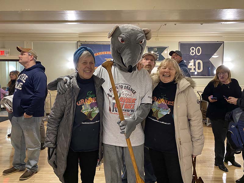 The Athol-Orange River Rat Race - Two Grannies on the Road